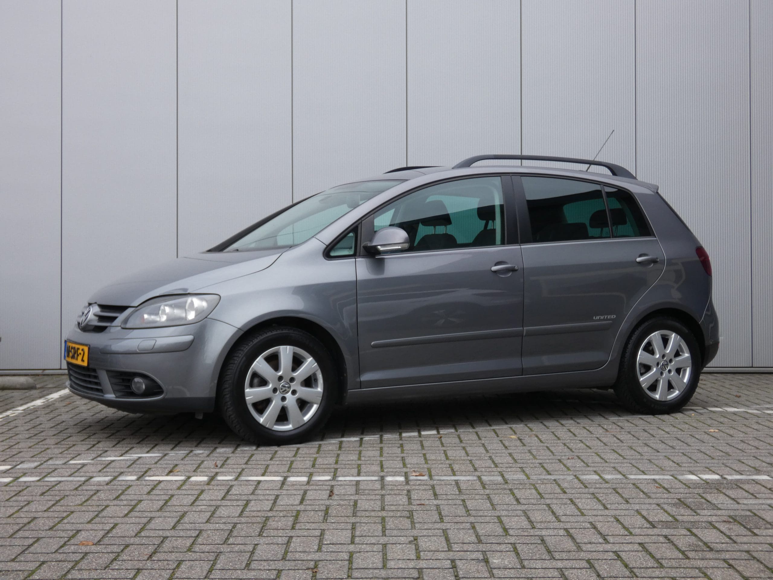 Welkom bij van Leeuwen Auto's